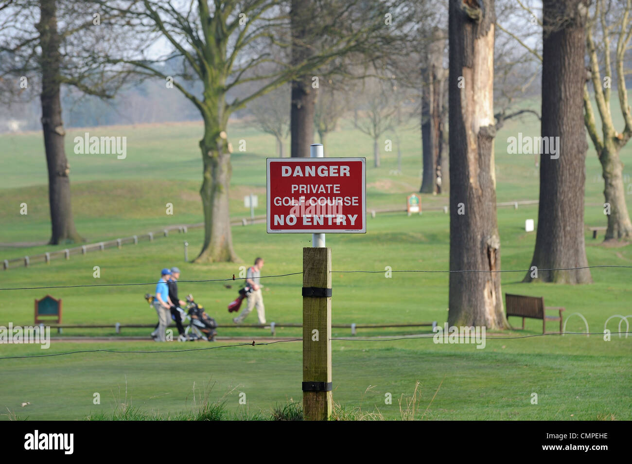 danger private golf course no entry sign england uk Stock Photo - Alamy
