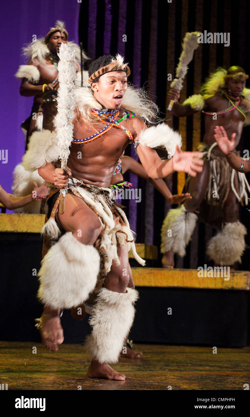 The South African Musical UMOJA opens at the Peacock Theatre, London ...