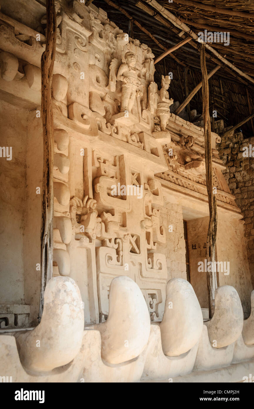 Maya monster mask hi-res stock photography and images - Alamy