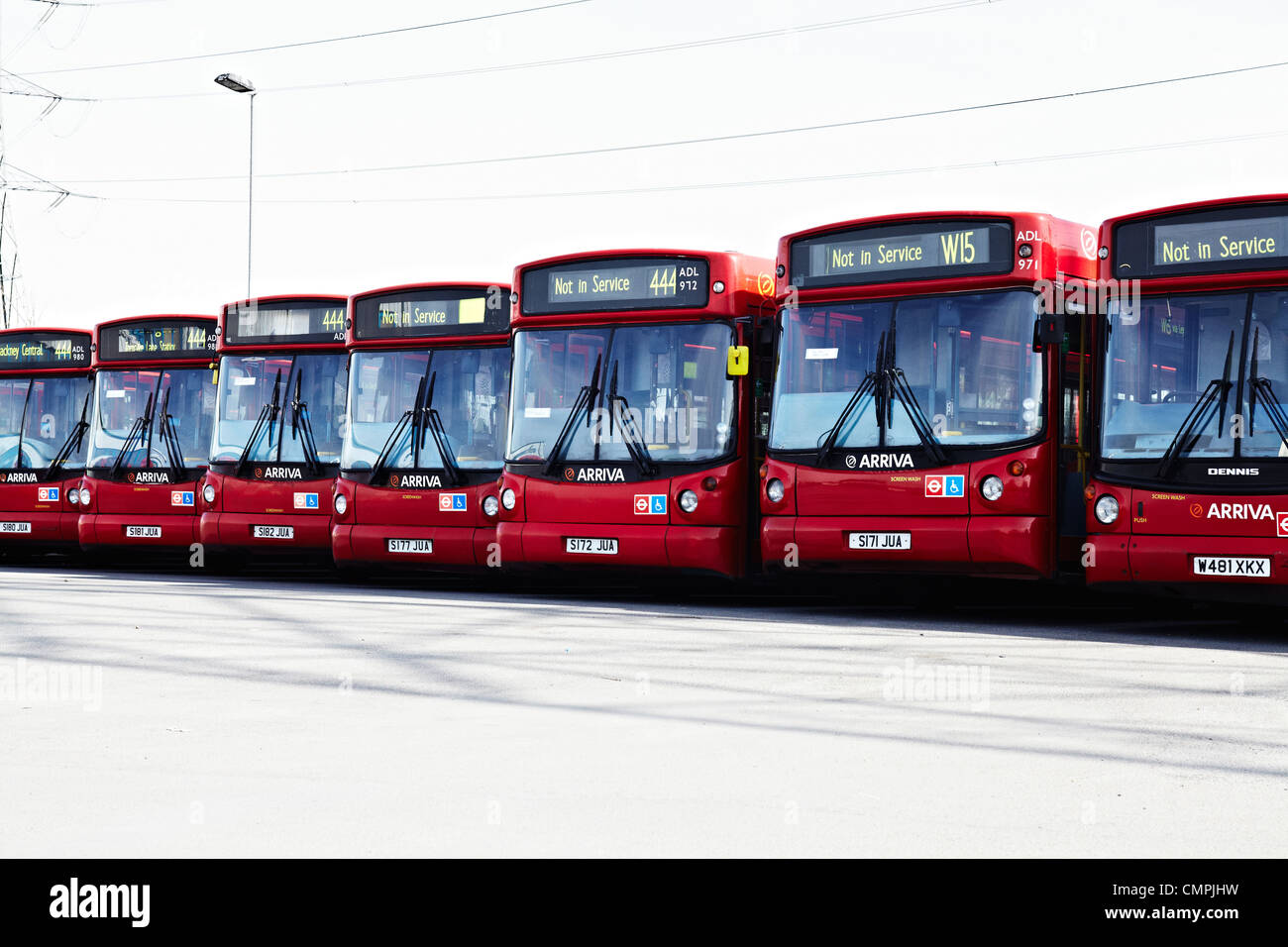 Row of buses hi-res stock photography and images - Alamy
