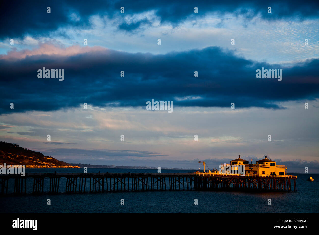 Malibu Pier, Sunset, Beach, Malibu, California, United Staes of America ...