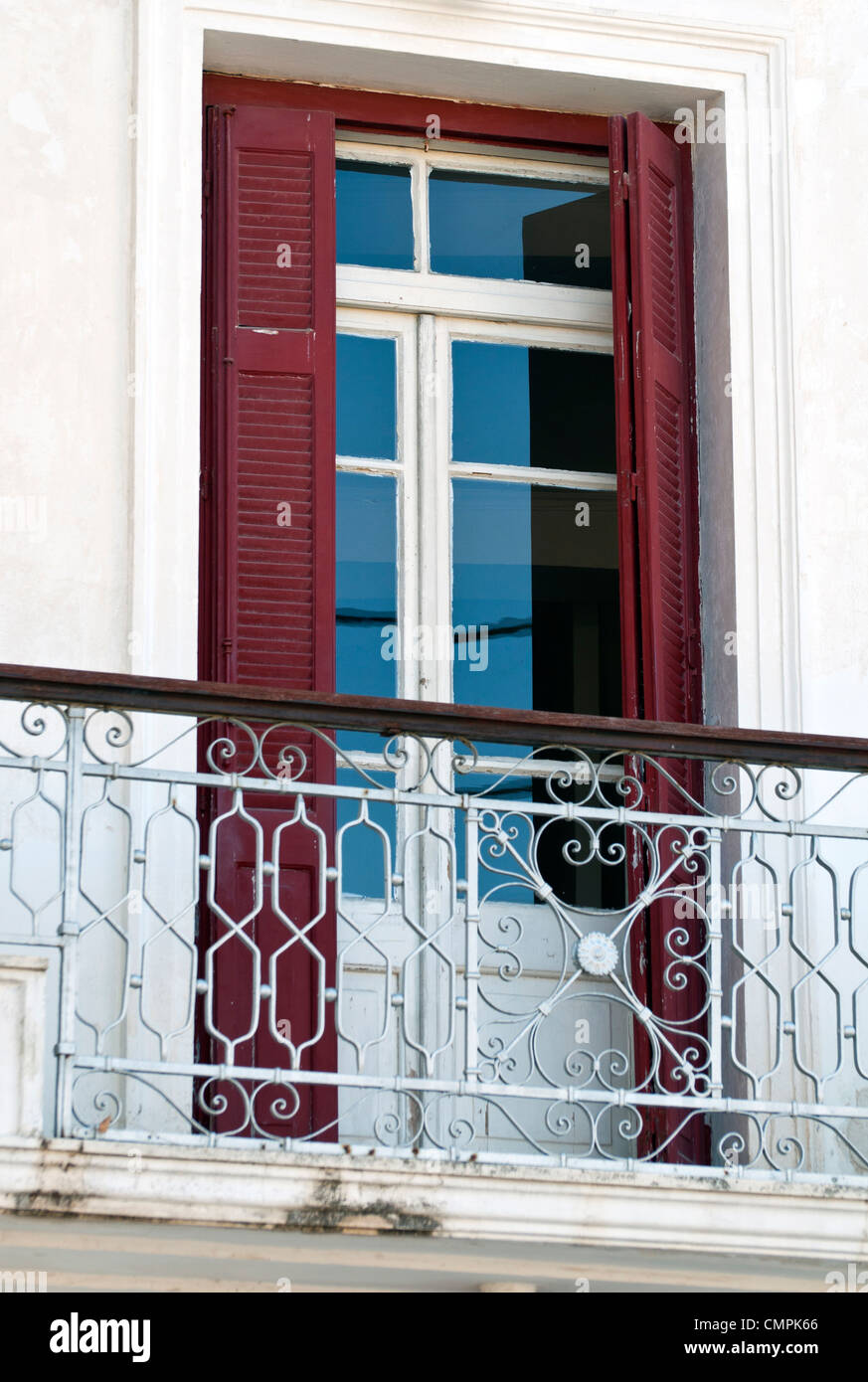 Elegant house window Stock Photo - Alamy