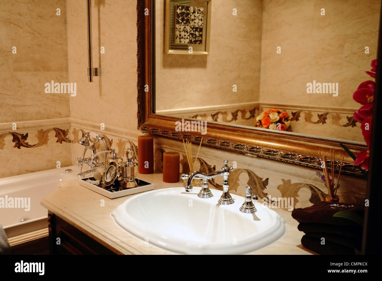 modern bathroom with sinks and mirror Stock Photo - Alamy
