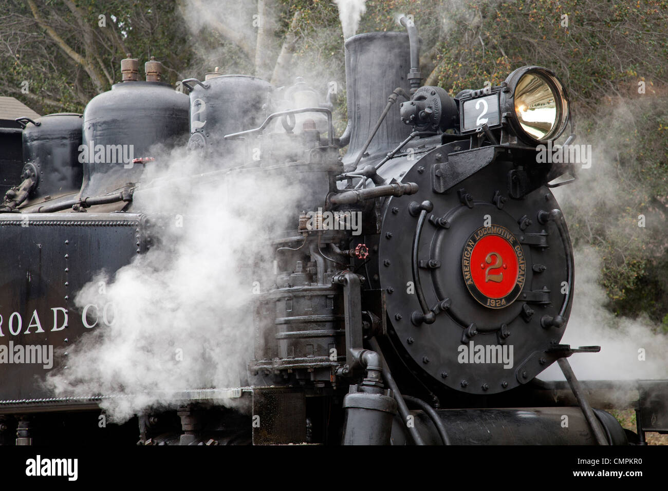 Railroad lumber hi-res stock photography and images - Alamy
