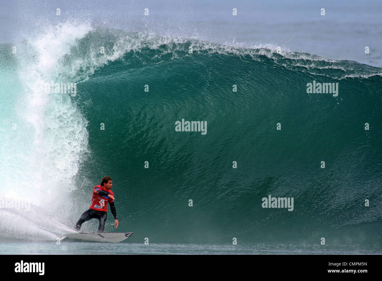 Australian surfer Dean Morrison competing in the 2007 Rip Curl Search ...