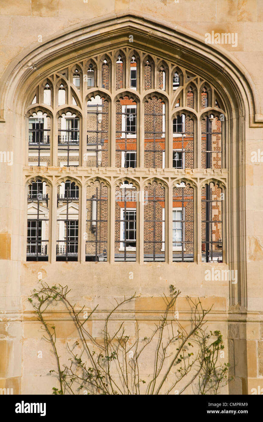 Buildings in King's Parade glimpsed from King's College, Cambridge ...