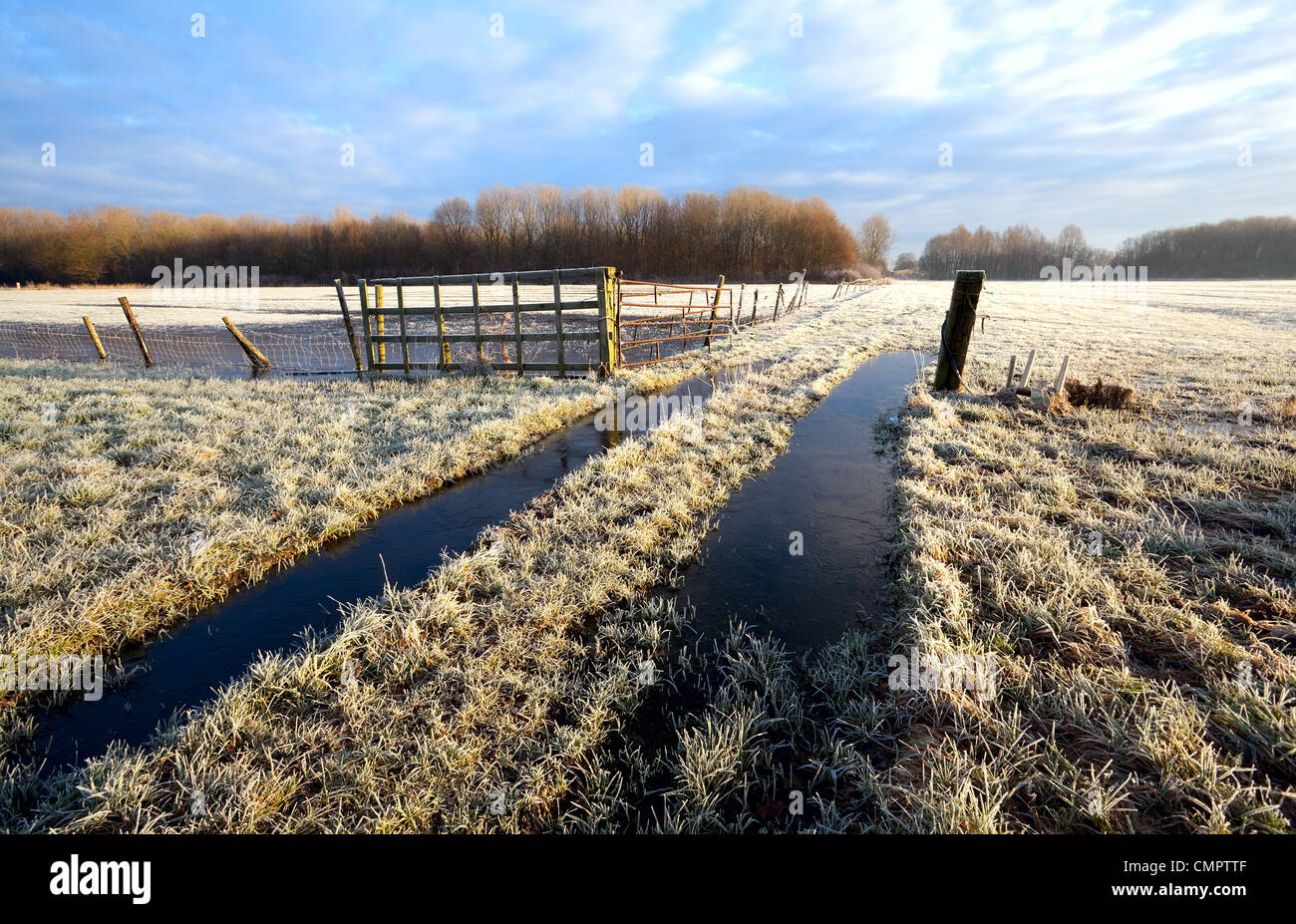 Destroyed road hi-res stock photography and images - Alamy