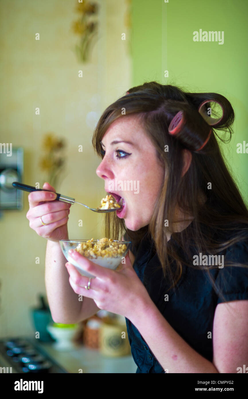 Work rush eating hi-res stock photography and images - Alamy