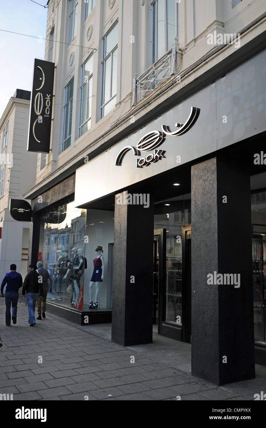 New Look shop in Western Road Brighton UK - 2012 Stock Photo - Alamy