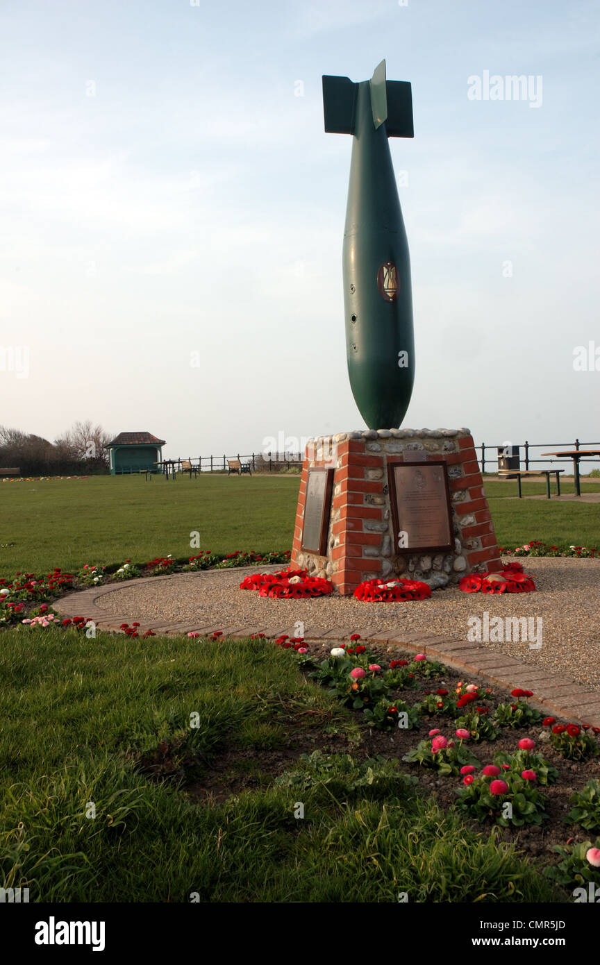 Mine warfare memorial hi-res stock photography and images - Alamy