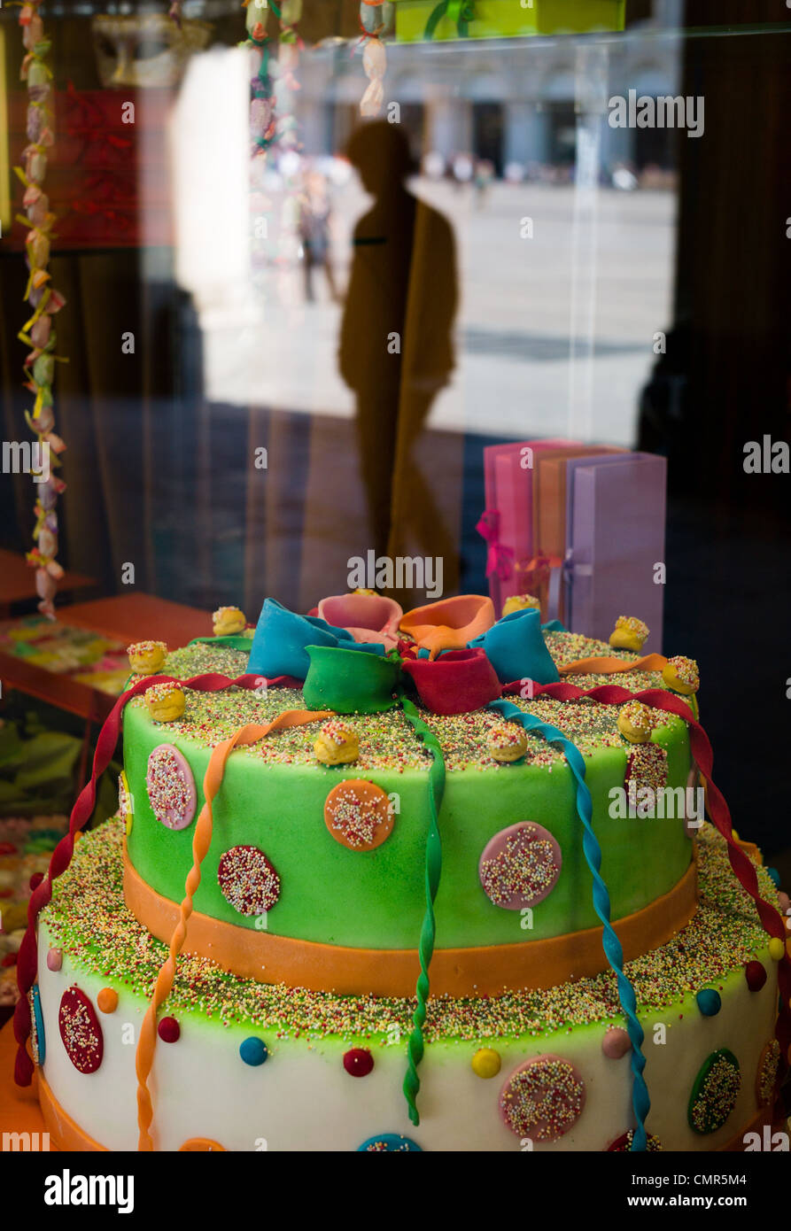 Large and decorative cake in a cake shop window - Turin, Italy Stock ...