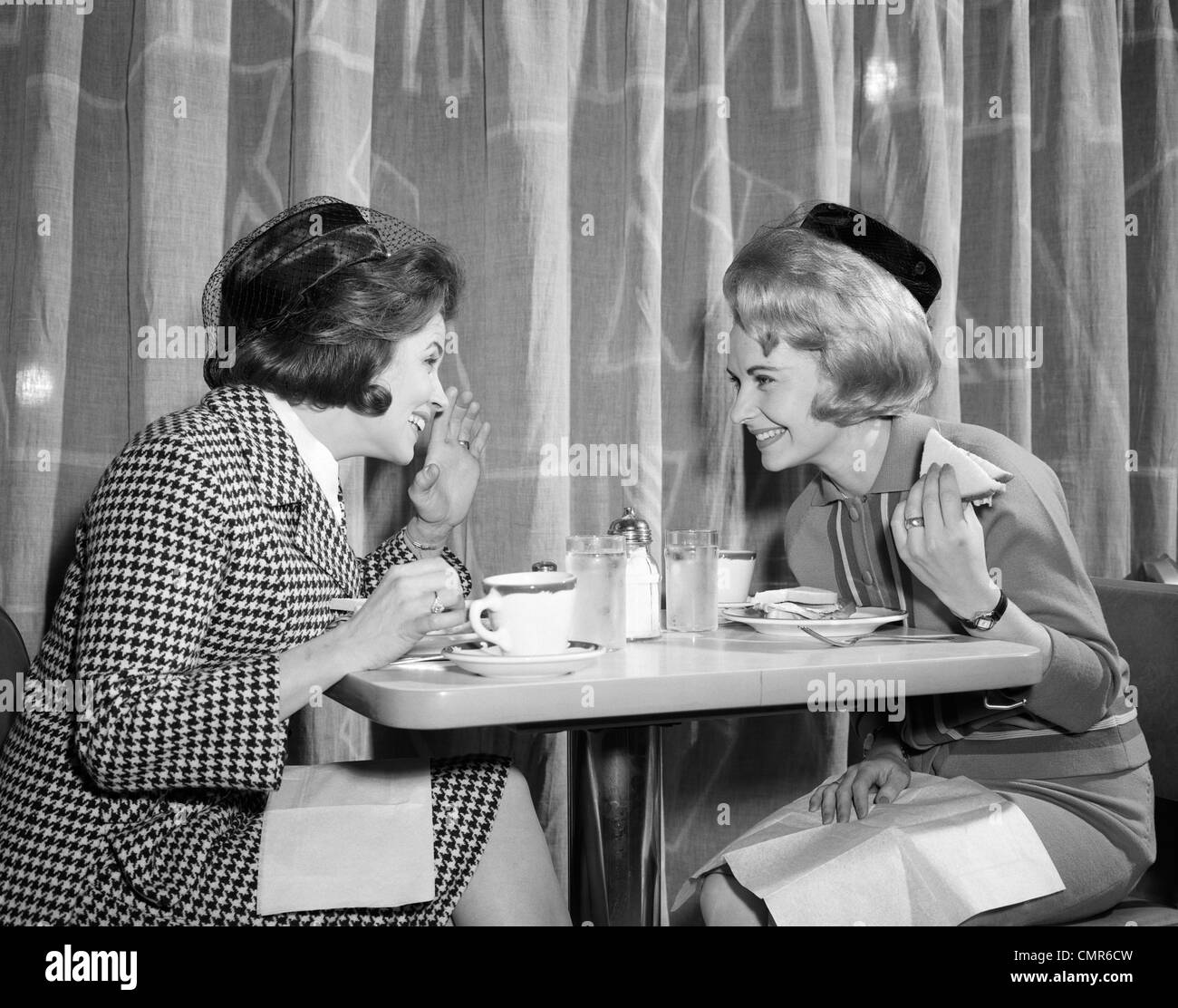 Retro restaurant Black and White Stock Photos & Images - Alamy