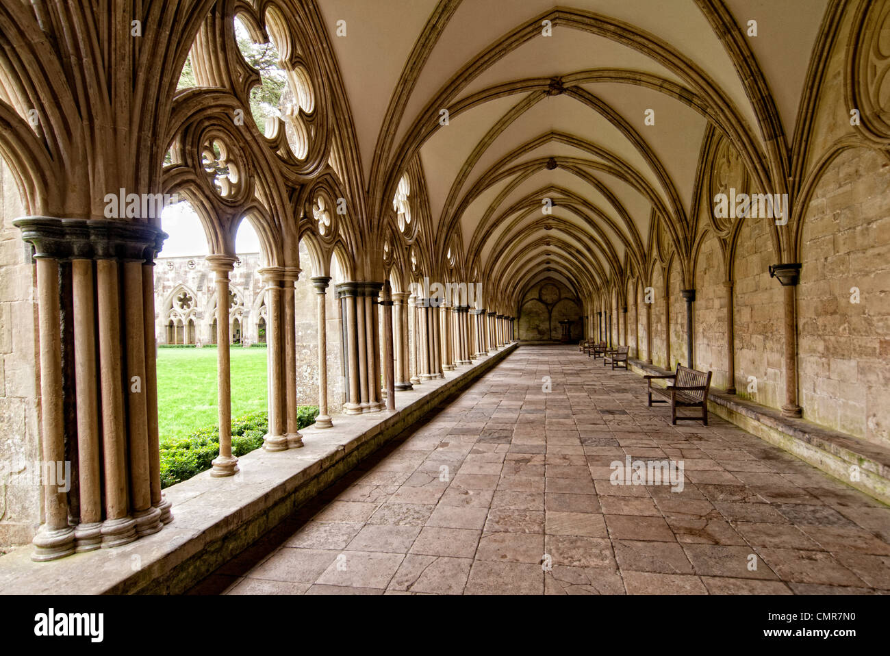 Salisbury medieval building hi-res stock photography and images - Alamy