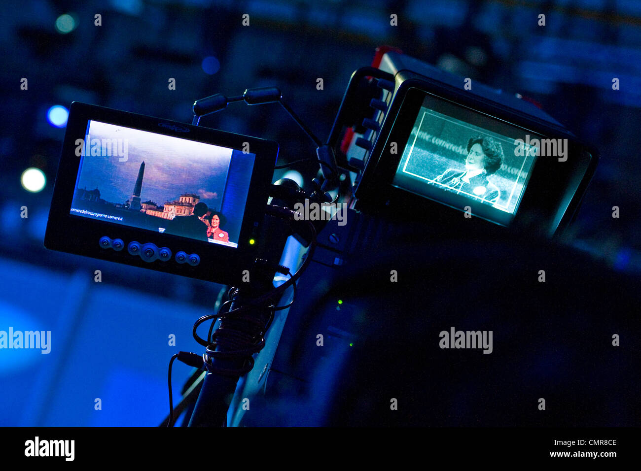 Italian tv show hi-res stock photography and images - Alamy