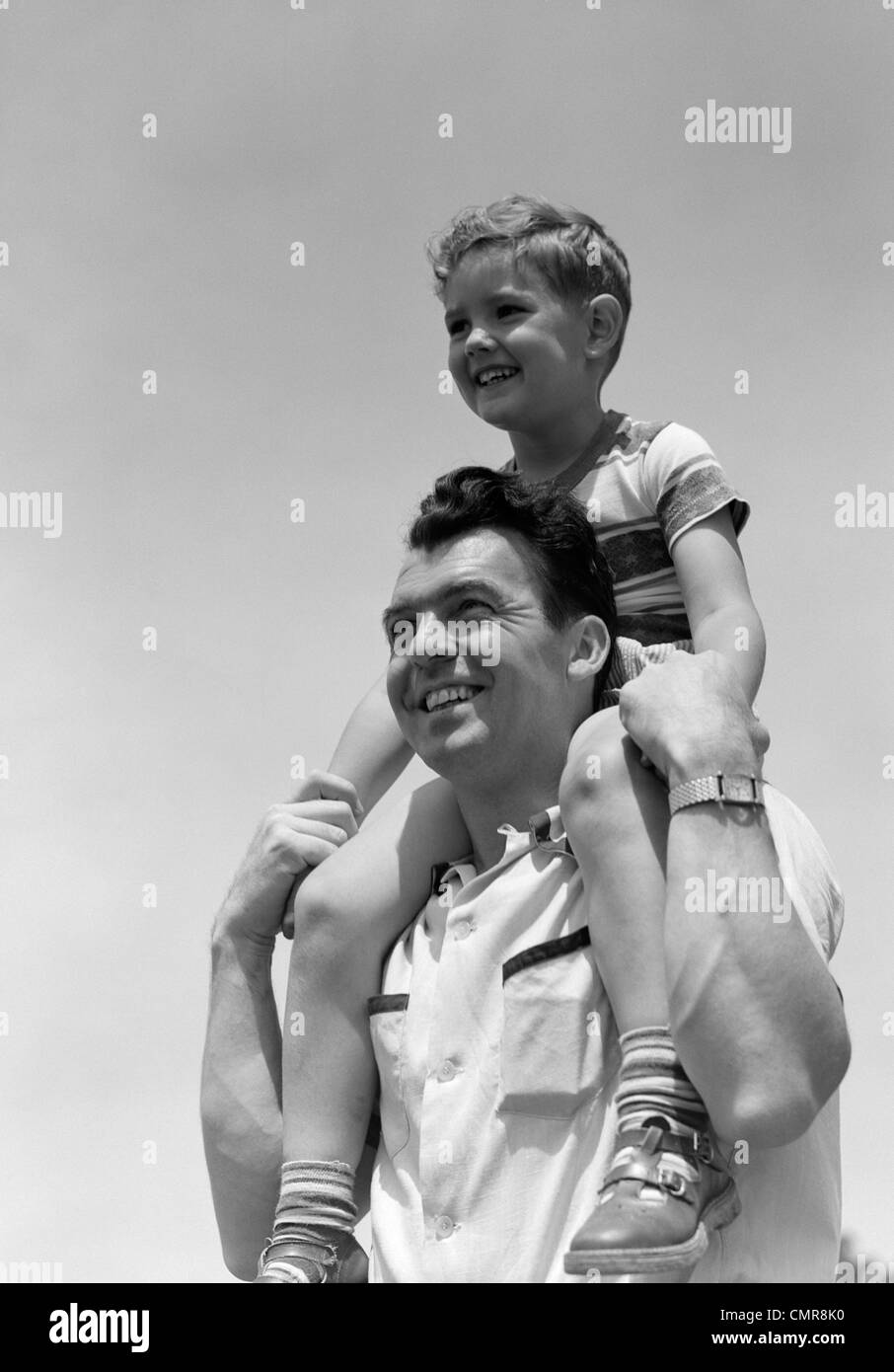 1950s vintage family portraits Black and White Stock Photos & Images ...