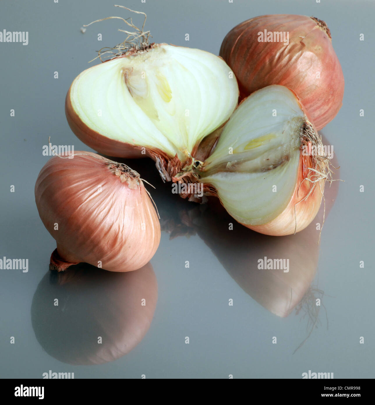 Strong onion hi-res stock photography and images - Alamy