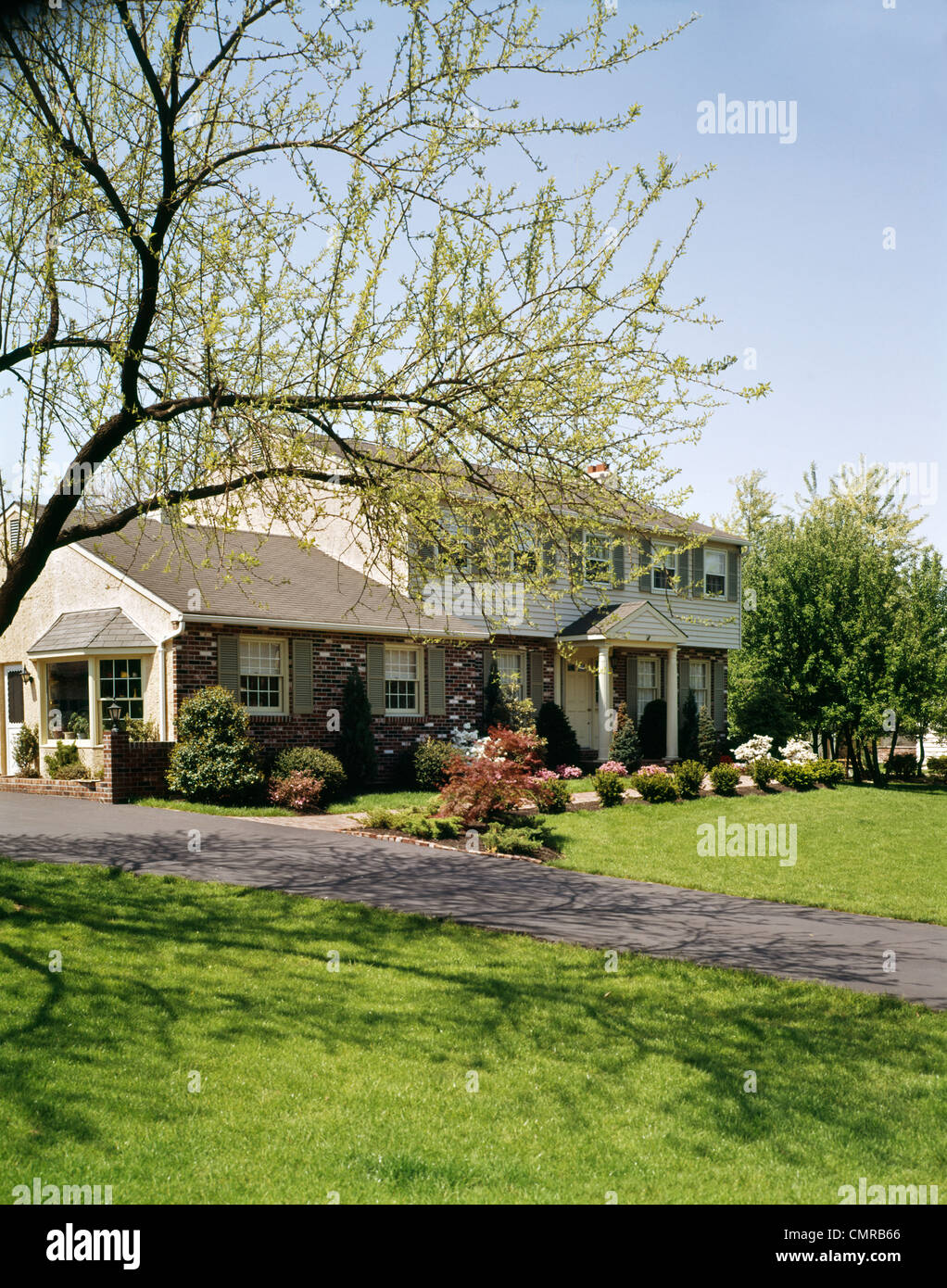 1970s house exterior hi-res stock photography and images - Alamy