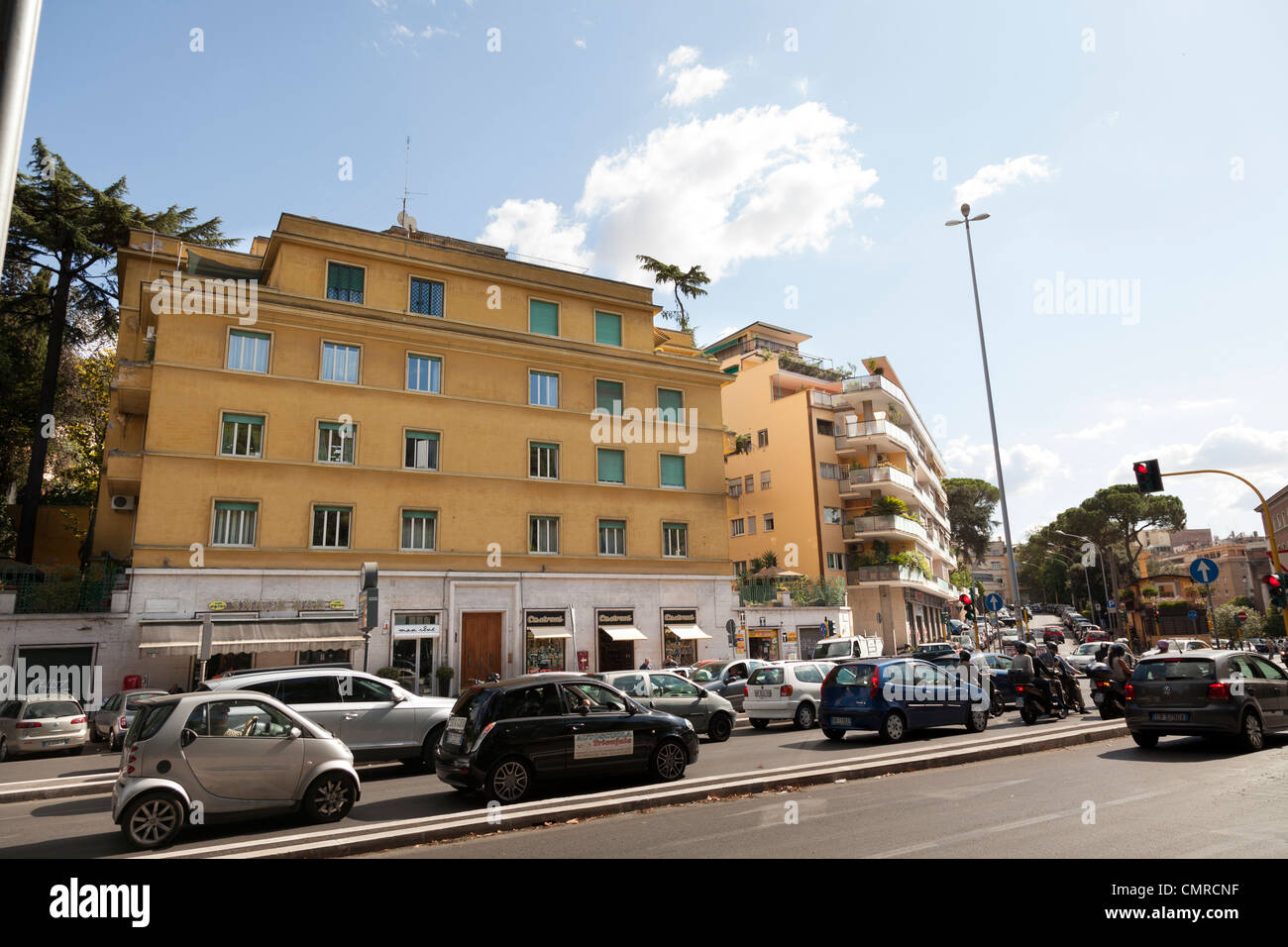 Residential building in rome hi-res stock photography and images - Alamy