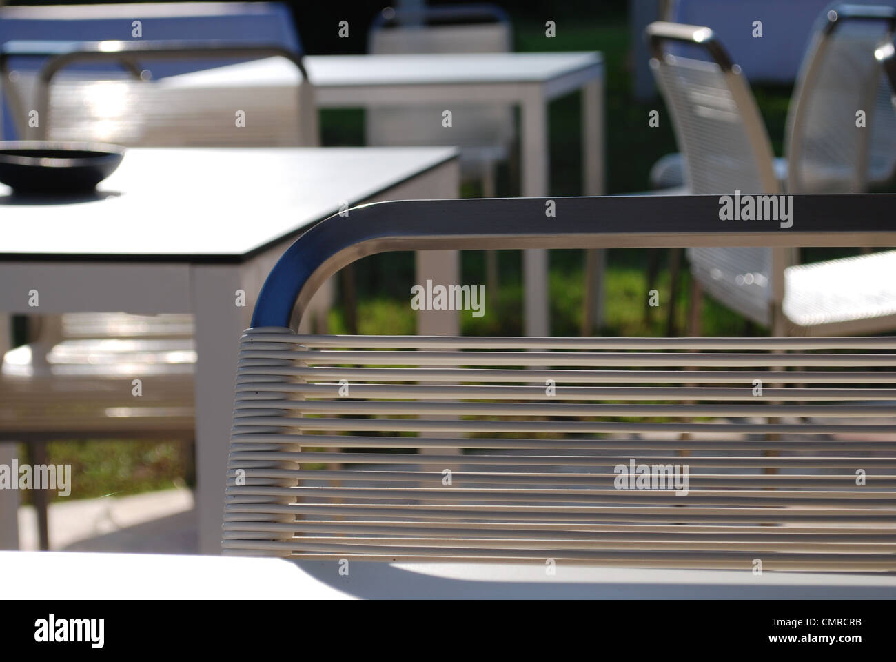 Outdoor bar hi-res stock photography and images - Alamy