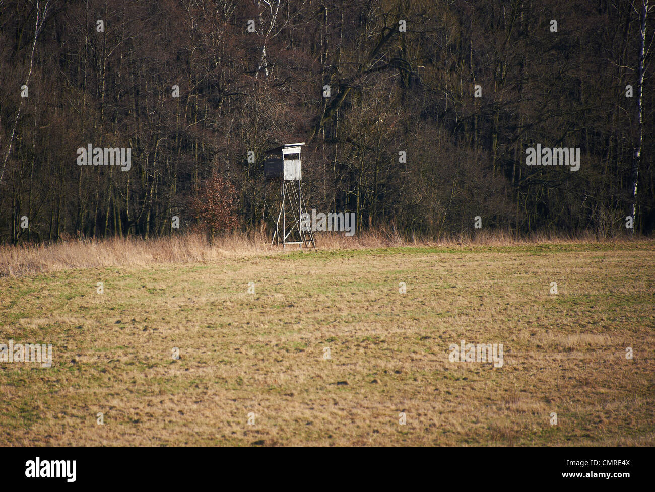 Deer blinds hi-res stock photography and images - Alamy