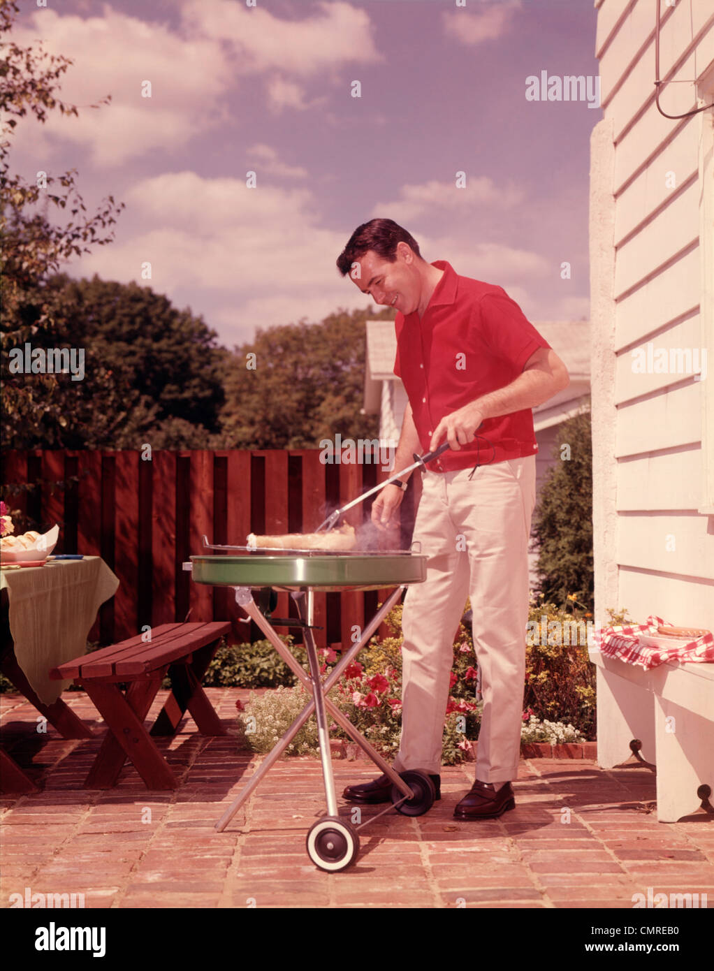 Old fashion bar be cue hi-res stock photography and images - Alamy