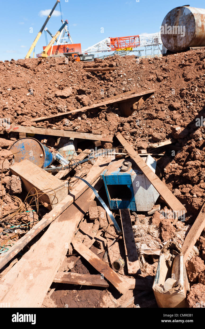 Rubbish on the ground hi-res stock photography and images - Alamy