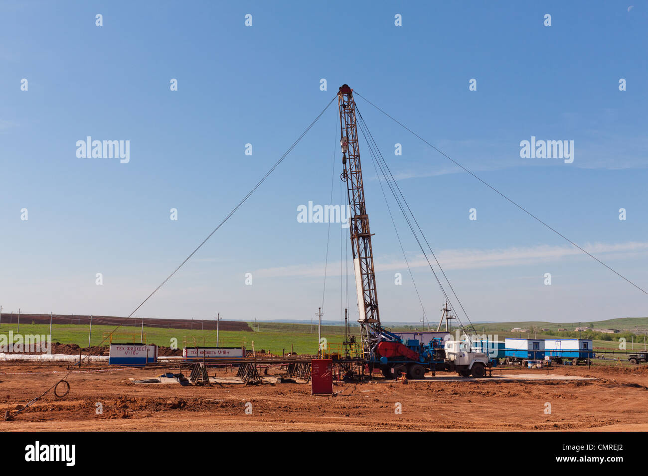 Installation for workover wells in the drilling site Stock Photo - Alamy