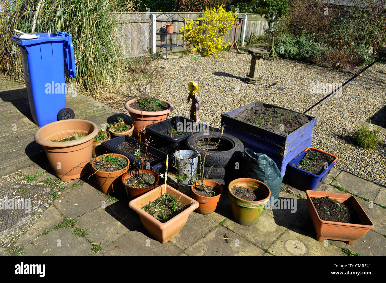Plant pots containers hi-res stock photography and images - Alamy
