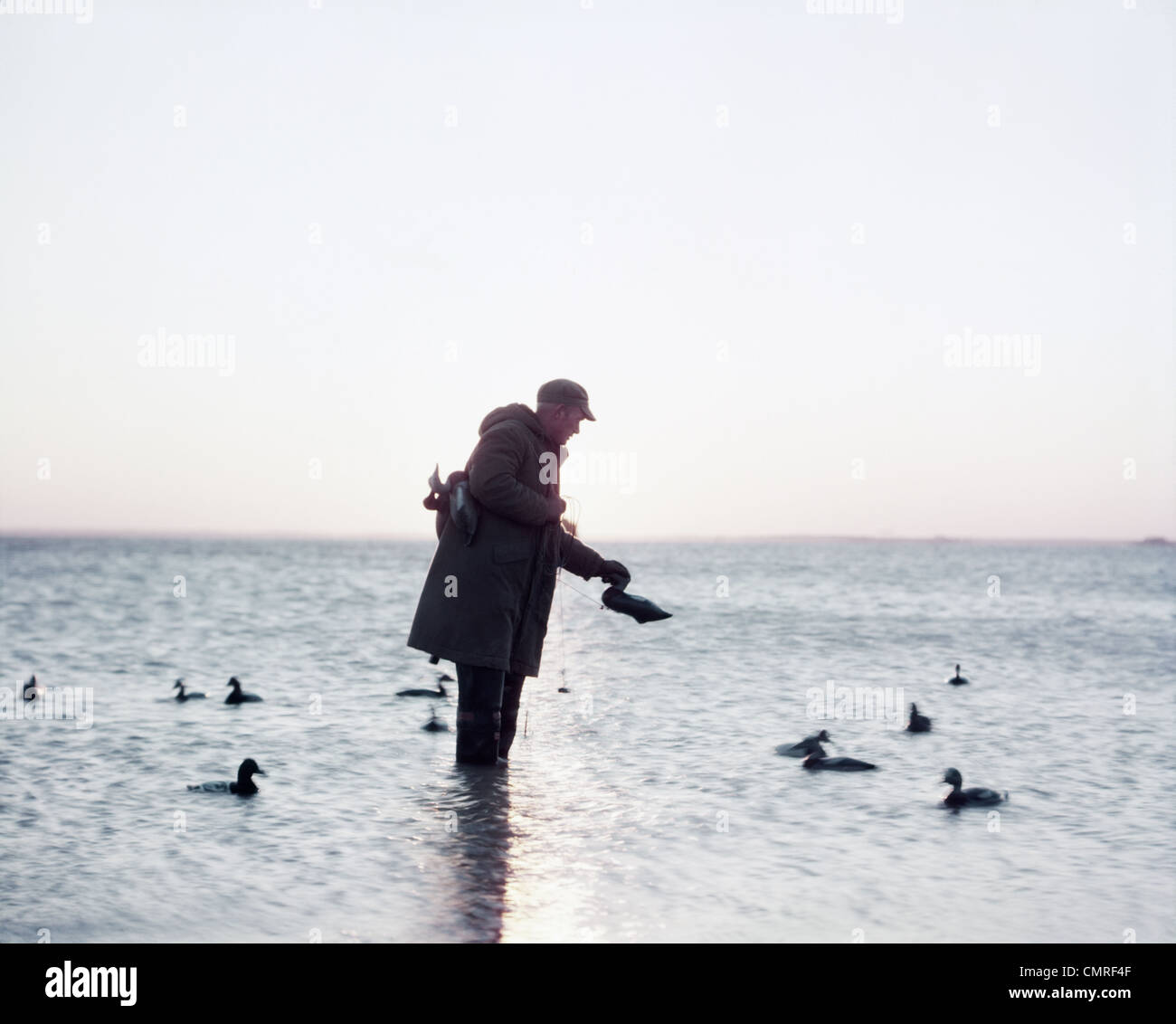 1950s hunting group hi-res stock photography and images - Alamy