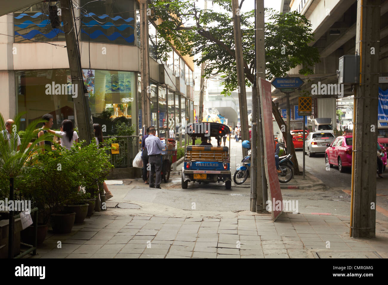 Thailand side street hi-res stock photography and images - Alamy