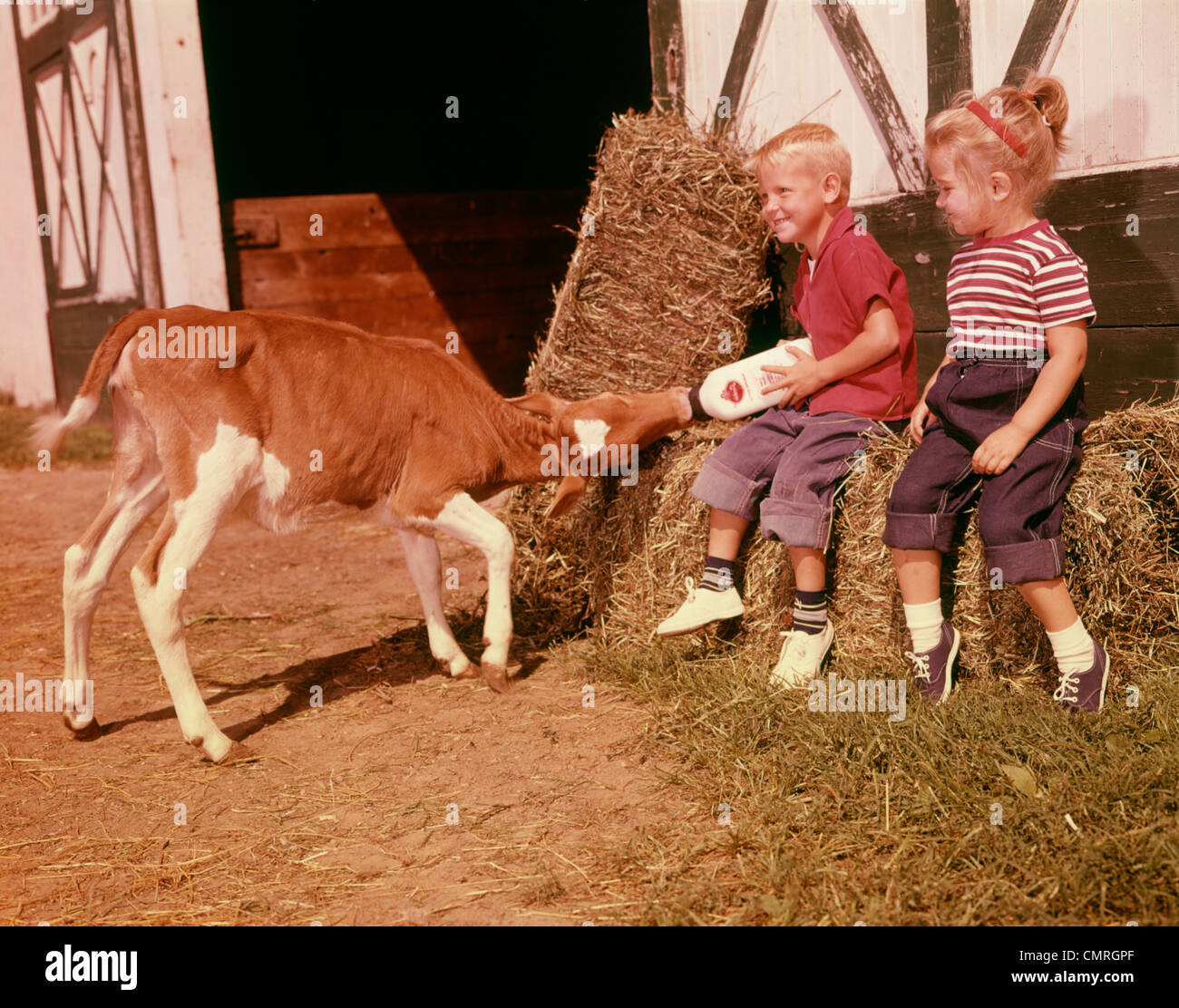 1960s hay hi-res stock photography and images - Alamy
