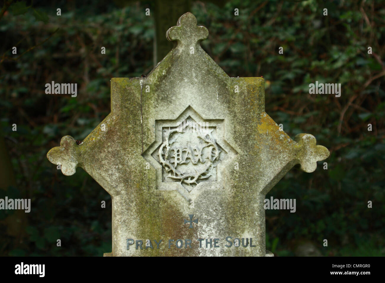 Gravestones in St Wulstan's churchyard, Little Malvern, Worcestershire ...