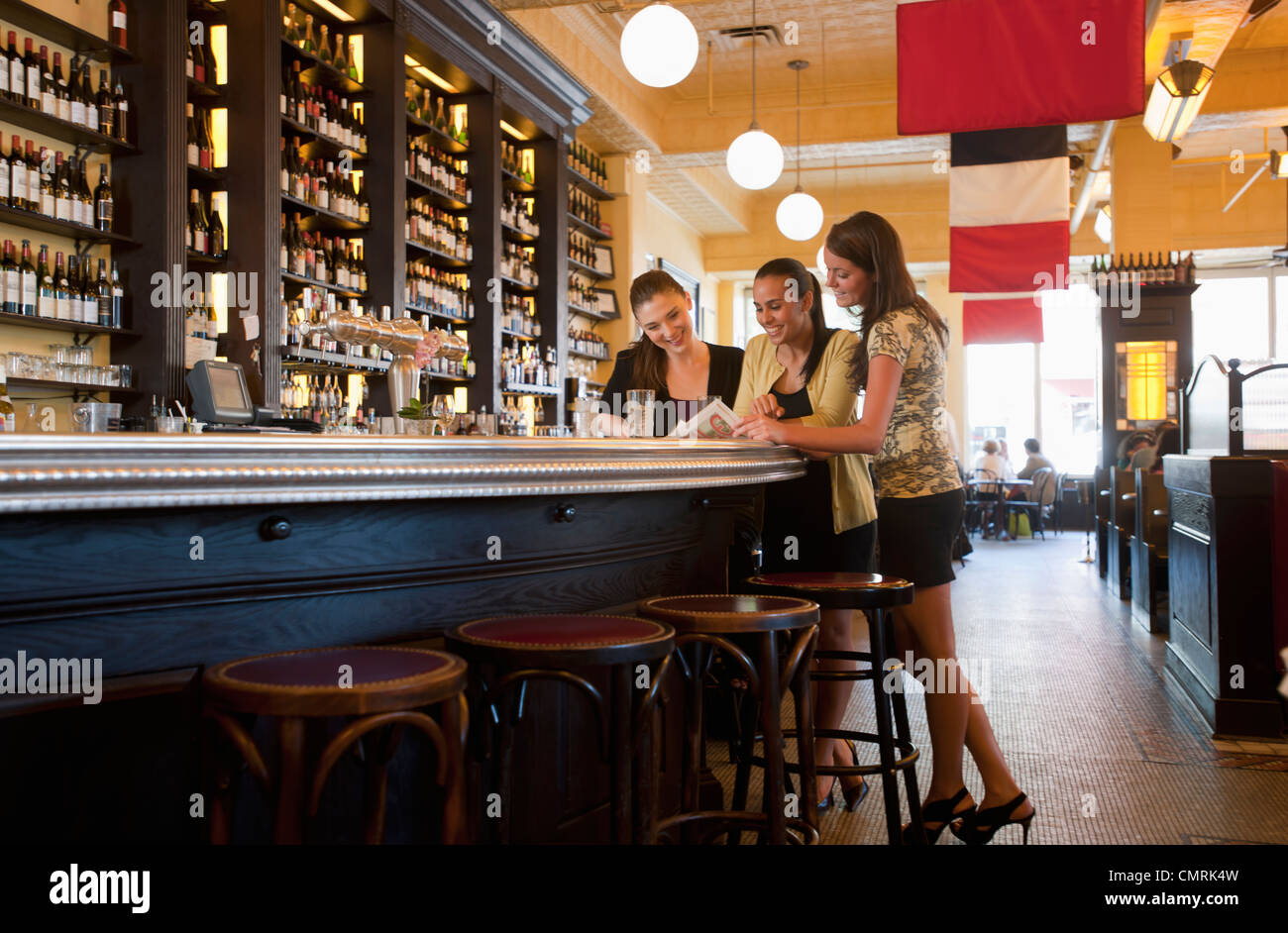 Relaxing restaurant hi-res stock photography and images - Alamy