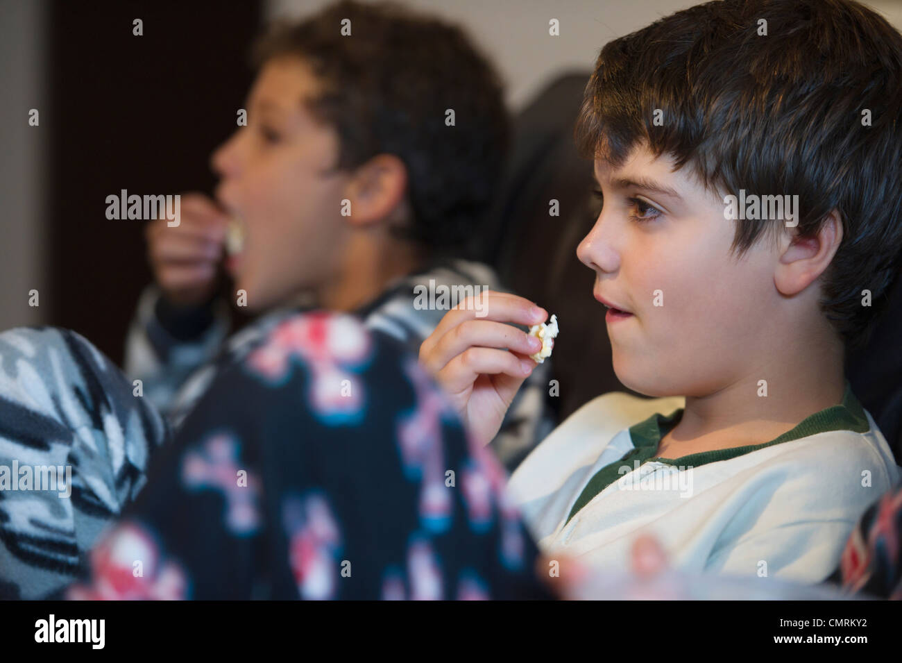 Hispanic boys snack hi-res stock photography and images - Alamy