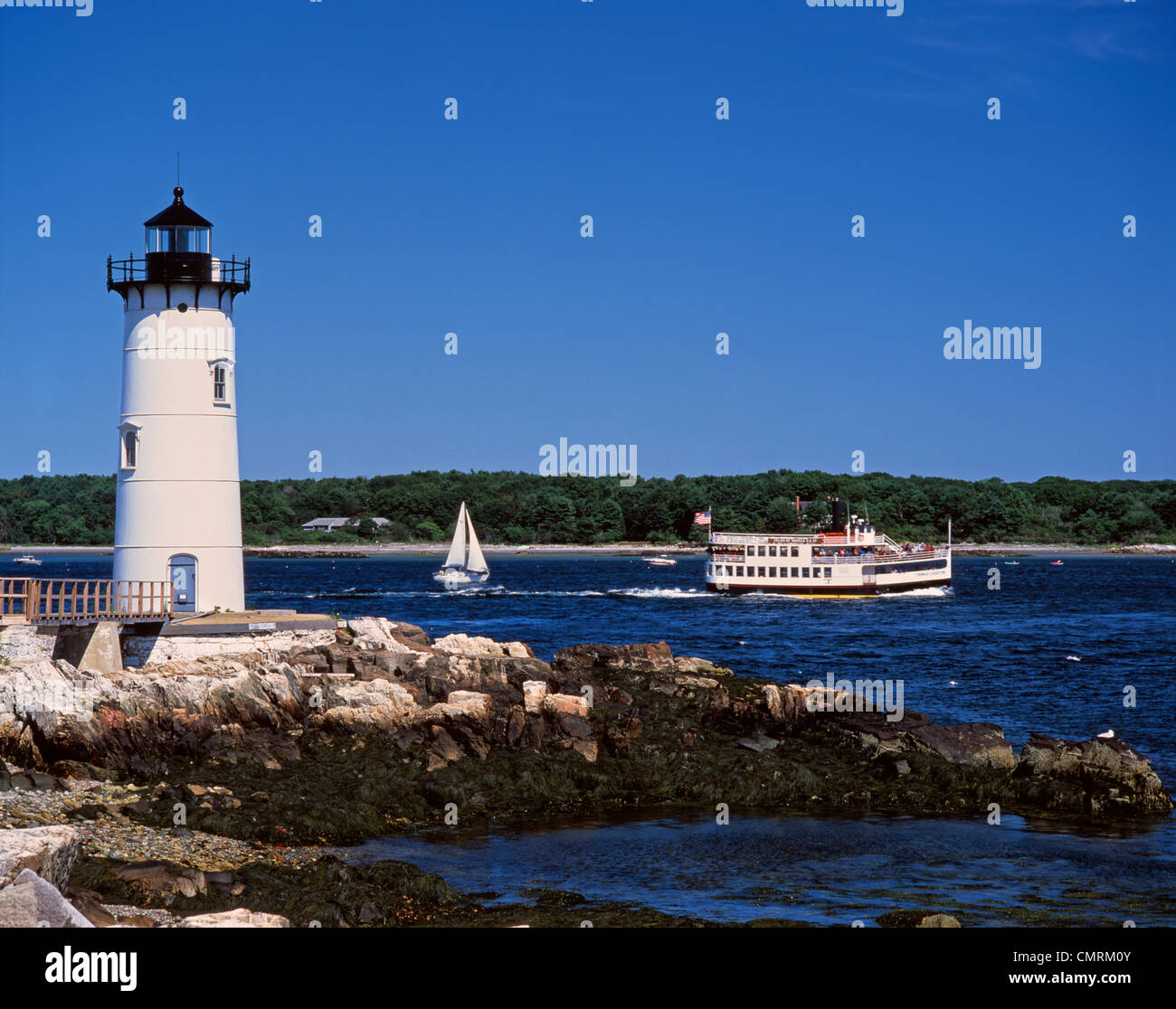 1990s LIGHTHOUSE SAIL AND FERRY BOAT NEW CASTLE MAINE Stock Photo - Alamy