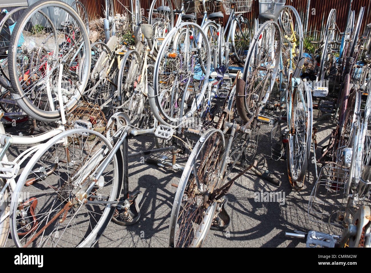 Scrap metal bicycle hi-res stock photography and images - Alamy