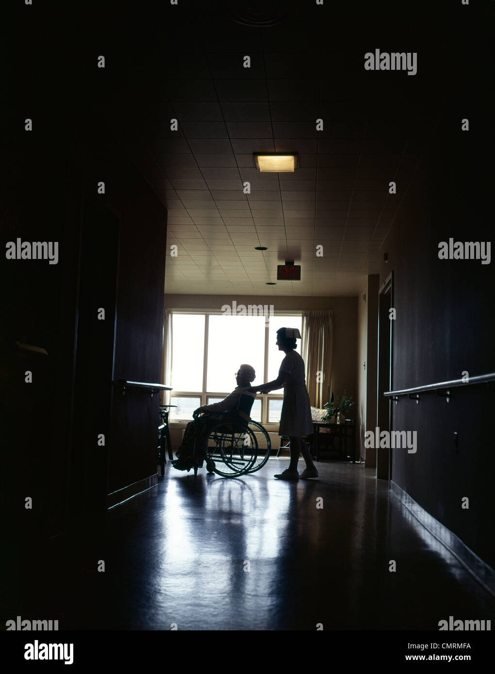 Hospital nurse 1980s hi-res stock photography and images - Alamy
