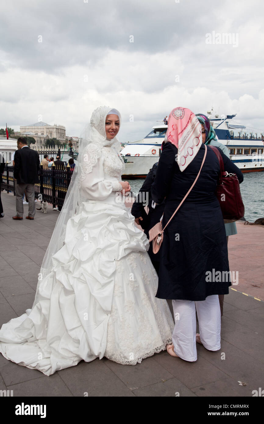 Muslim bride with scarf traditional muslim islamic wedding hi-res stock ...