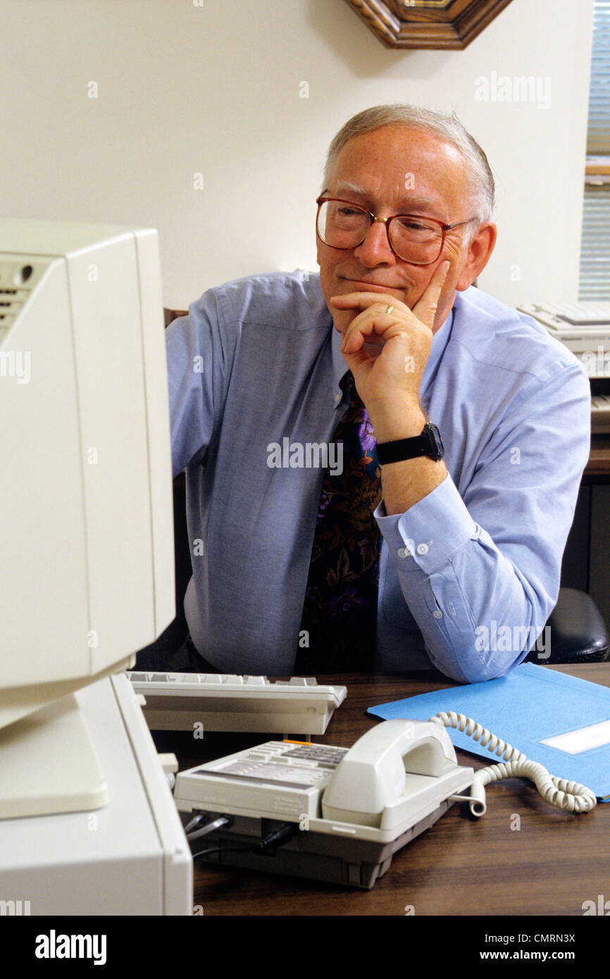 1990s computer desk hi-res stock photography and images - Alamy