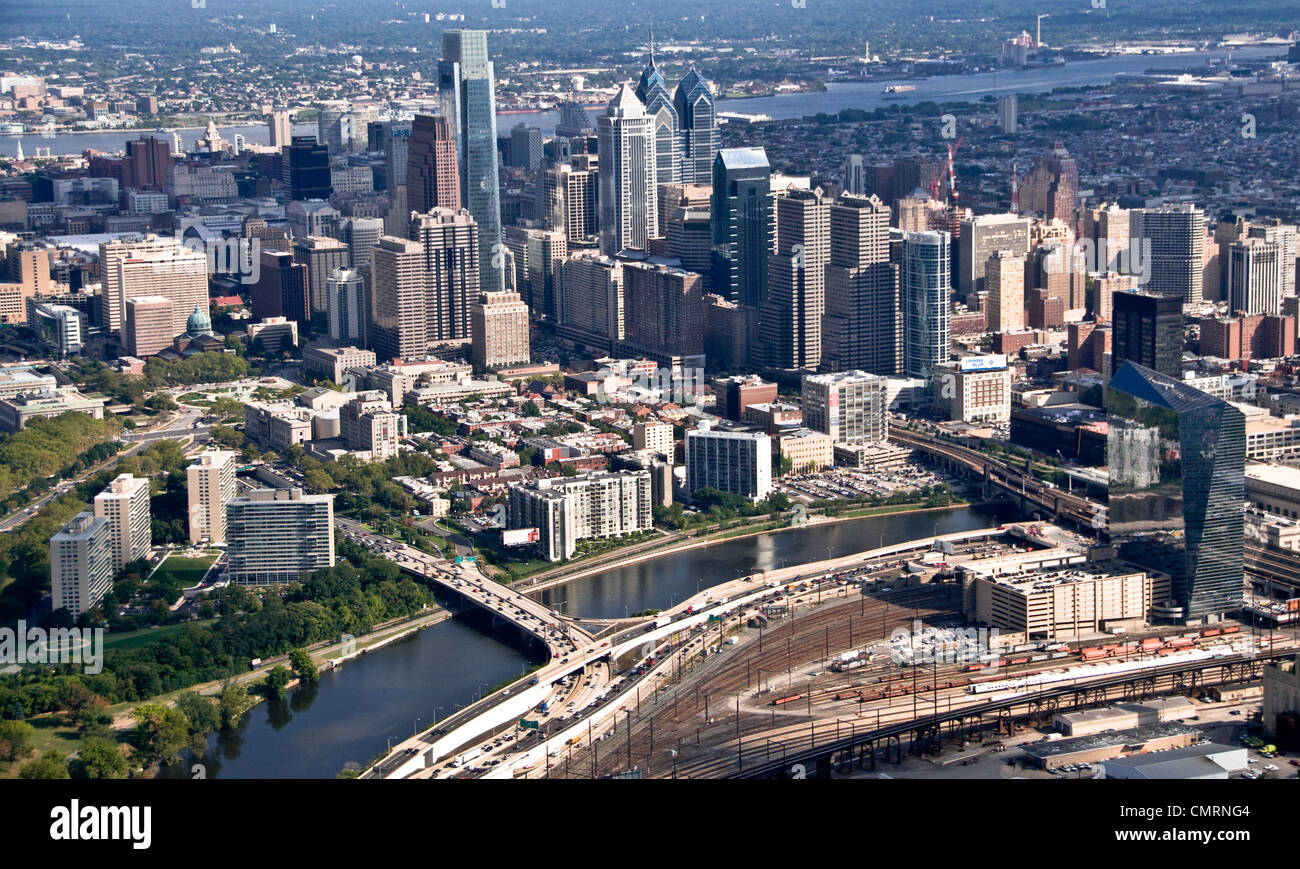AERIAL VIEW OF PHILADELPHIA LOOKING EAST OVER THE SCHUYLKILL RIVER TO ...