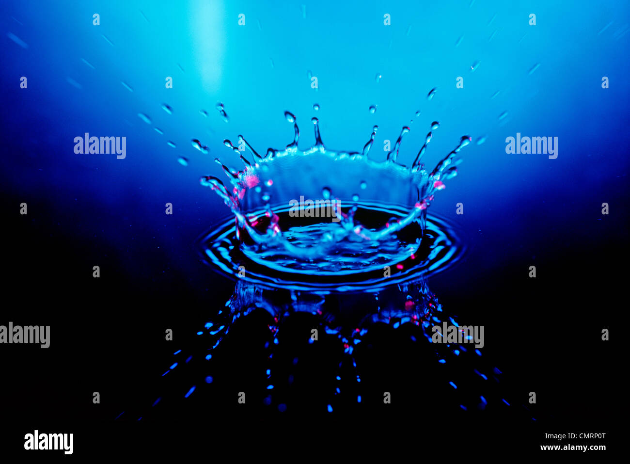 Water displacement hi-res stock photography and images - Alamy