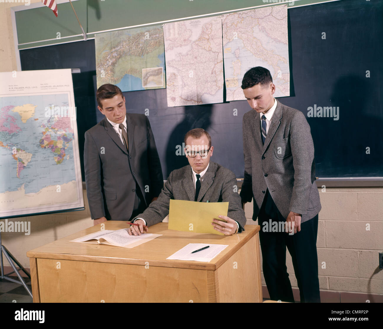 Grading papers hi-res stock photography and images - Alamy