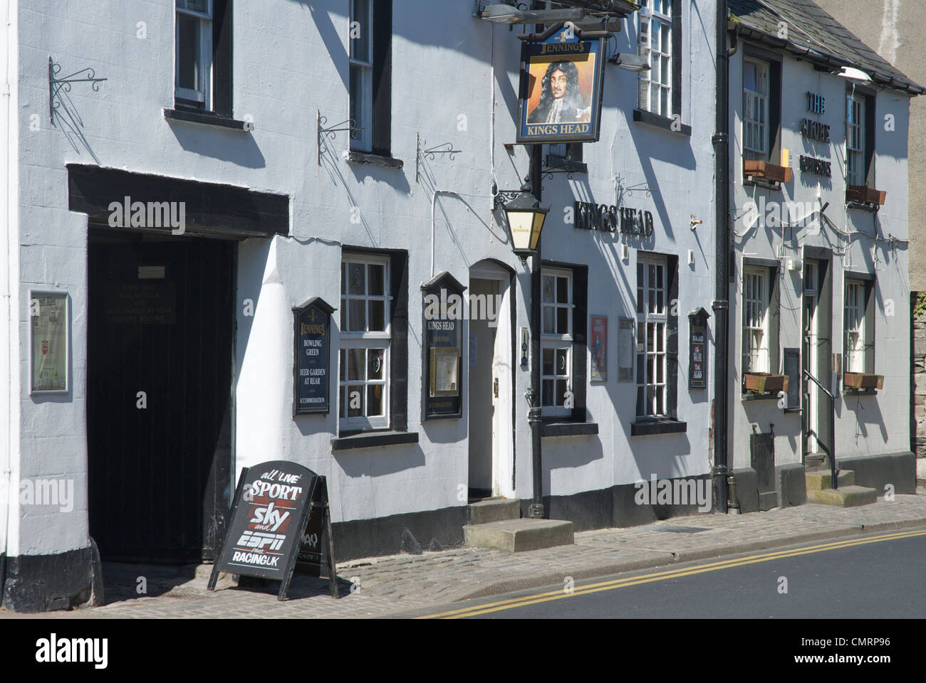 Pubs in cumbria hi-res stock photography and images - Alamy