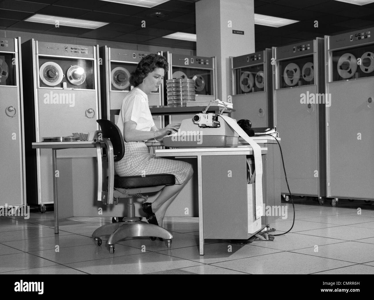 Computer Ibm 1960s Hi-res Stock Photography And Images, 56% OFF Computer Ibm 1960s Hi-res Stock Photography And Images, 56% OFF