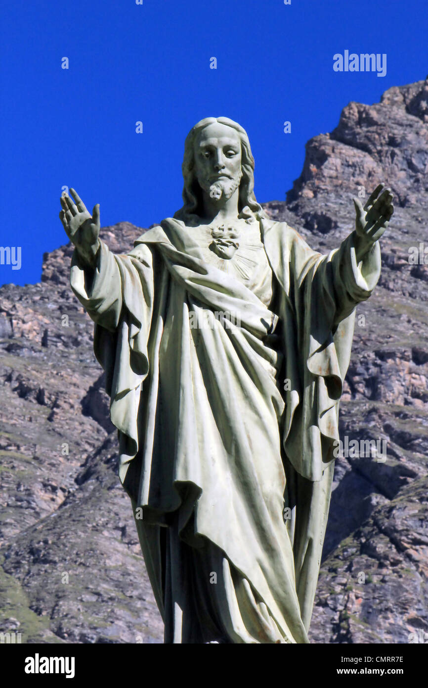 Statue at the shrine of the crucifix hi-res stock photography and ...