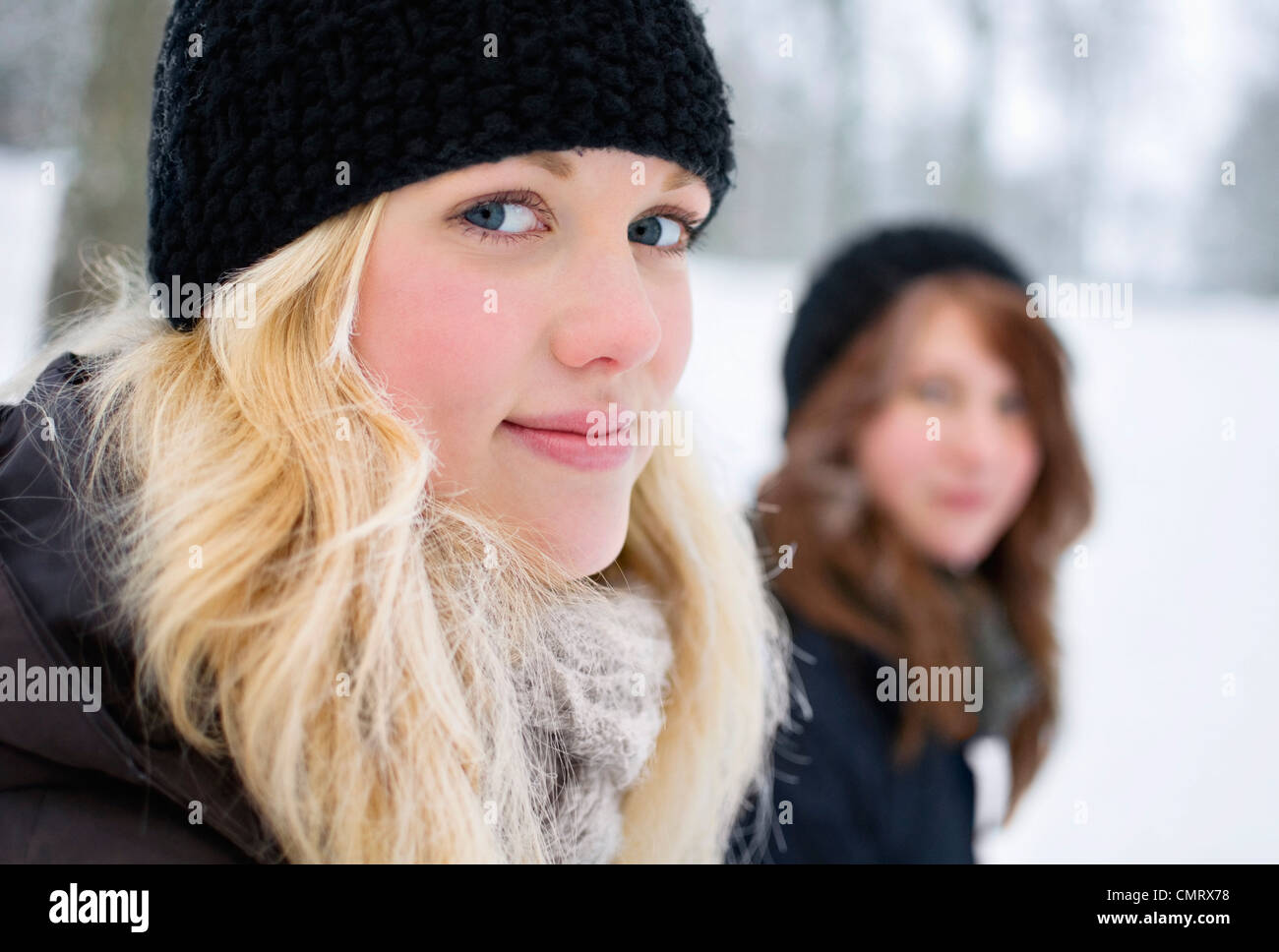 Girls in winter coats hi-res stock photography and images - Alamy