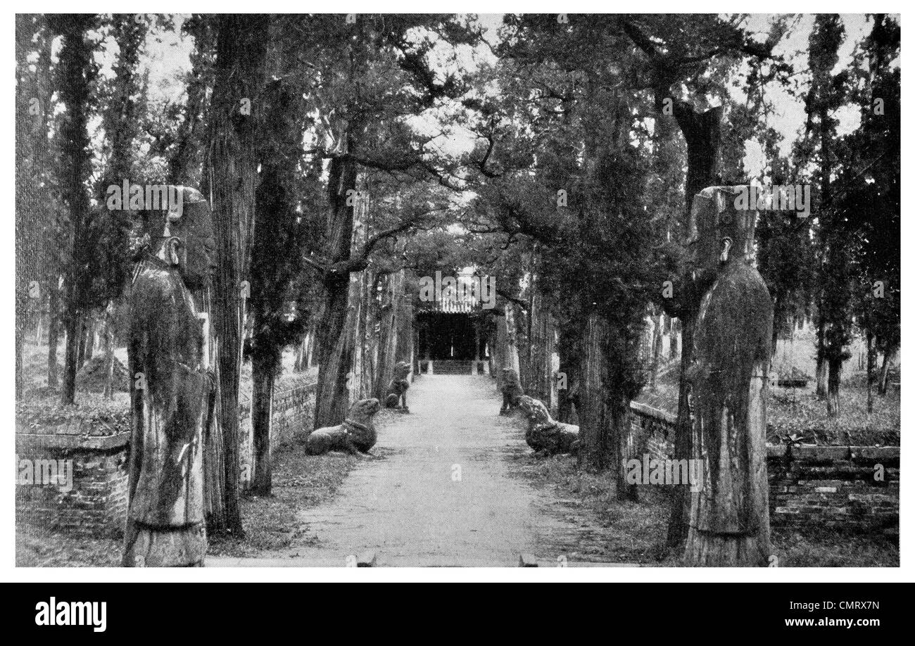 Confucius tomb unesco world heritage hi-res stock photography and ...