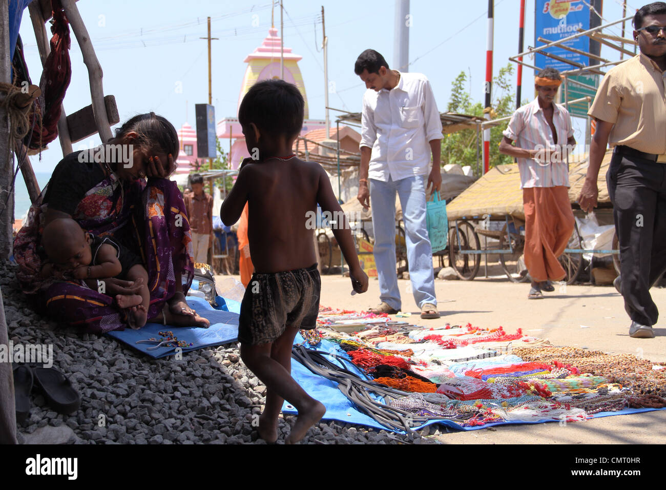 Real life size hi-res stock photography and images - Alamy