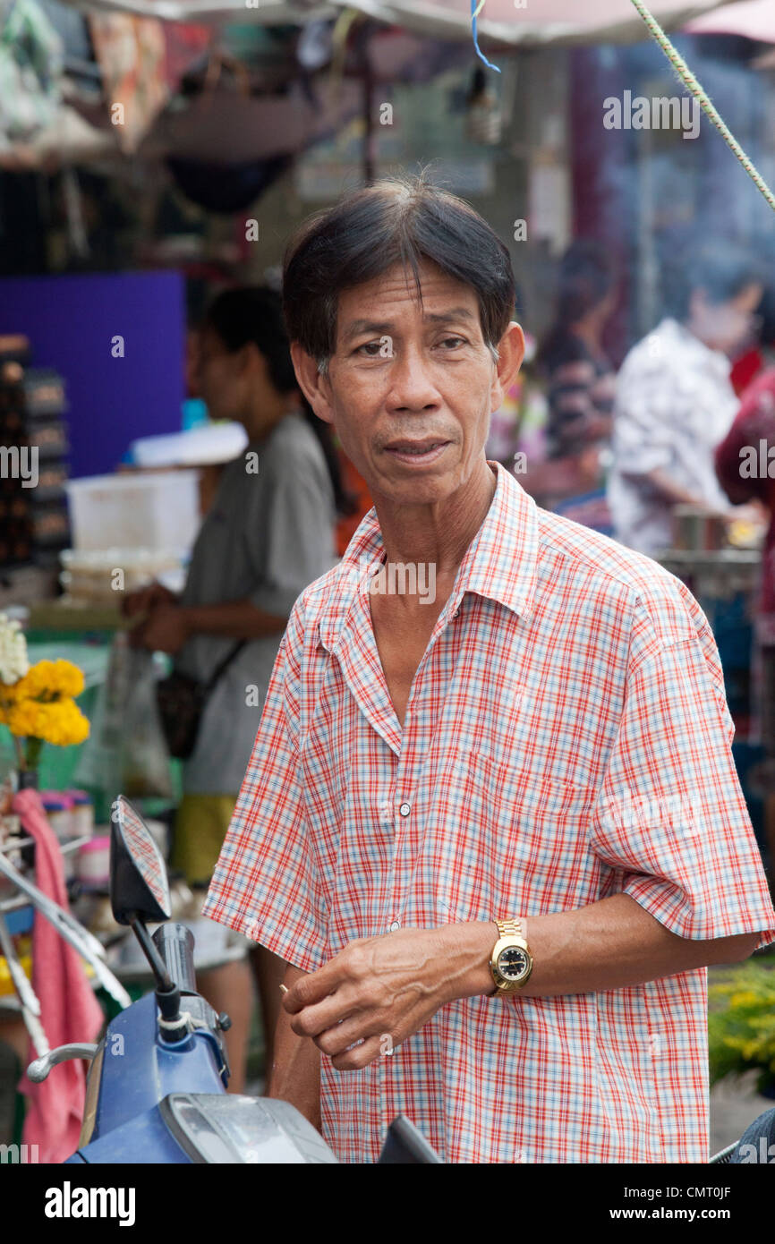 Portrait of middle aged Thai man Stock Photo - Alamy