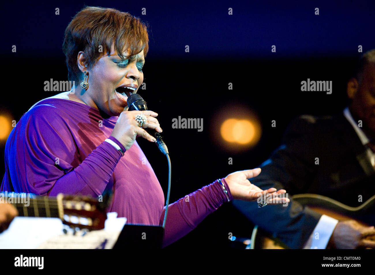 Dianne Reeves concert in Prague Stock Photo - Alamy